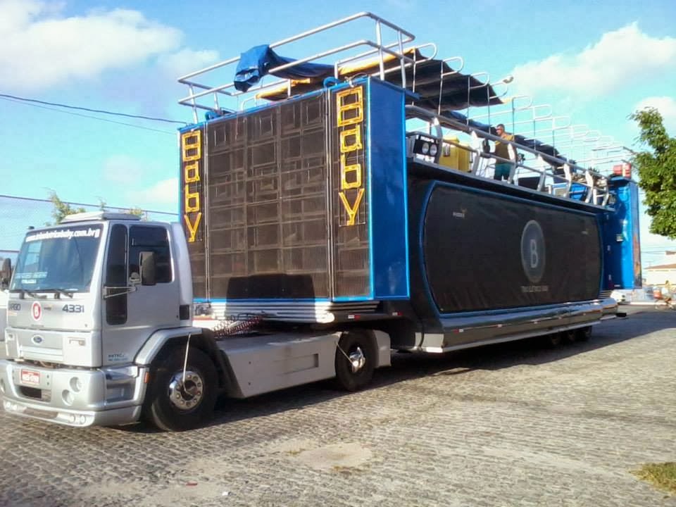 Gili Brasil Trios Elétricos: Trio Elétrico Baby