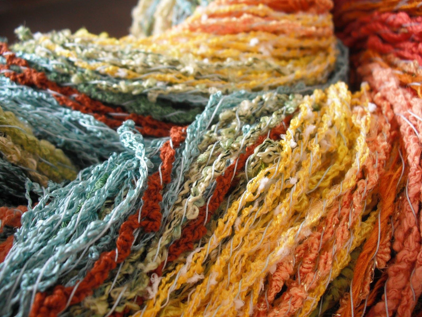 Hearts on Fibre: 4KCBWDAY1 House of Bee