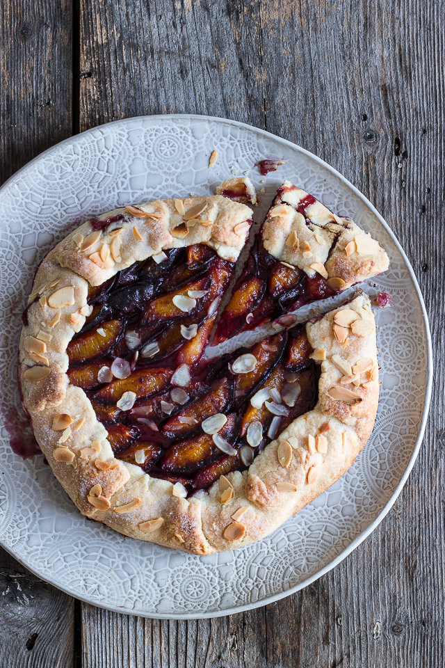 Vanilla&Staubzucker: Galetta sa šljivama - Plum galette - Galetta con ...
