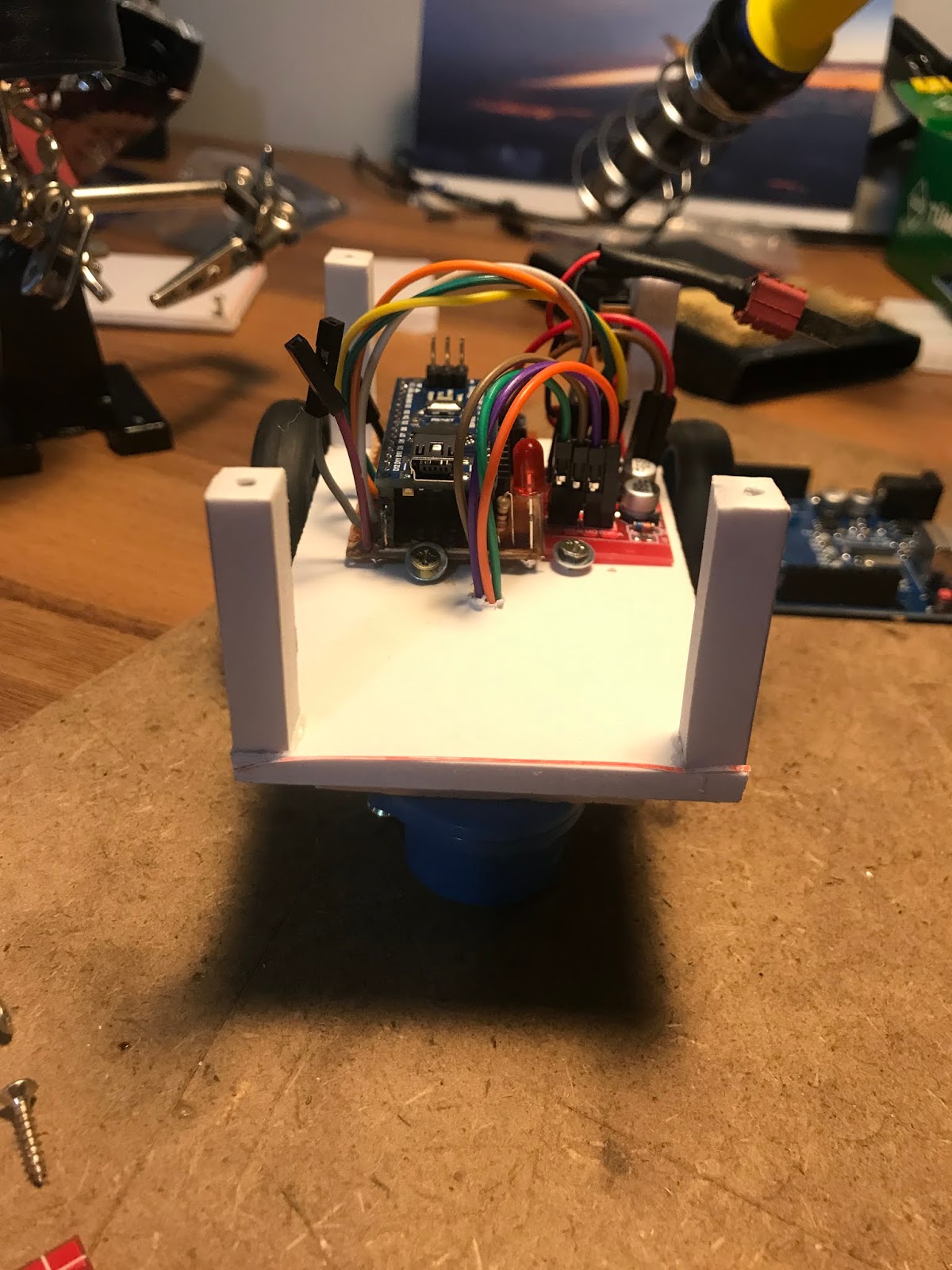 Arduino ile Labirent Çözen Robot Yapımı