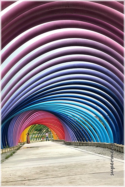 SUPERMENG MALAYA: ELMINA VALLEY - Rainbow Bridge