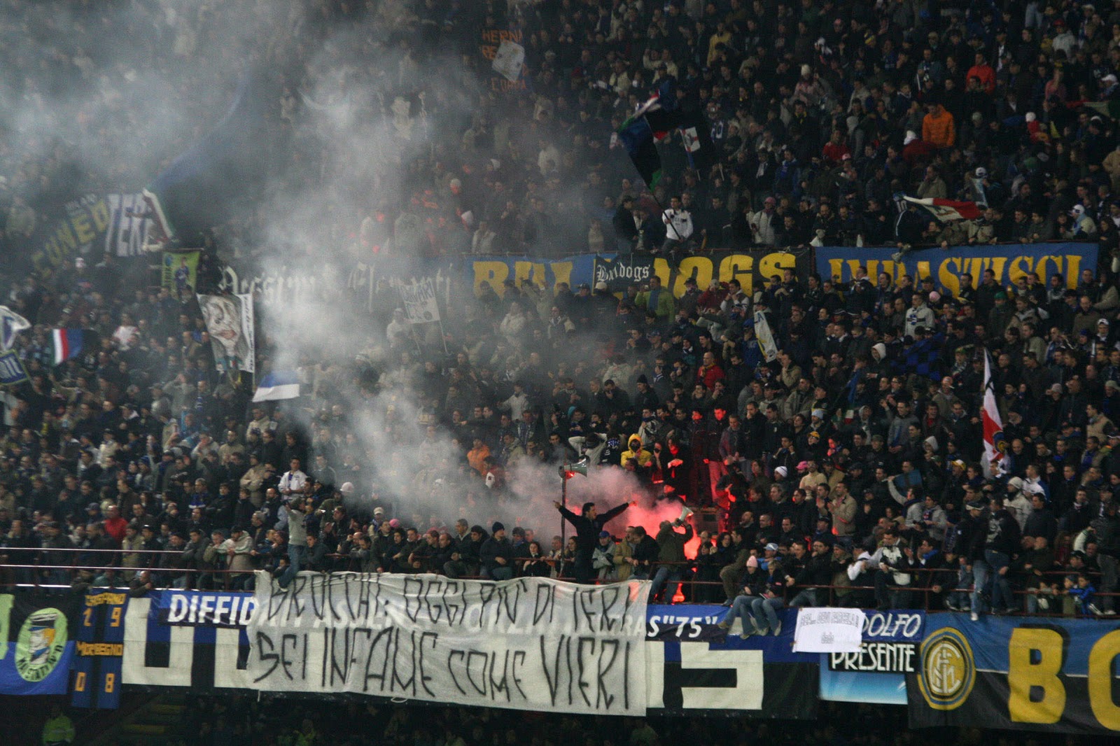 ULTRAS INTER 75 INDONESIA