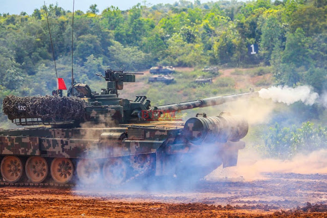 The Dead District: PT-91M Pendekar MBTs of the Malaysia Army at firing ...