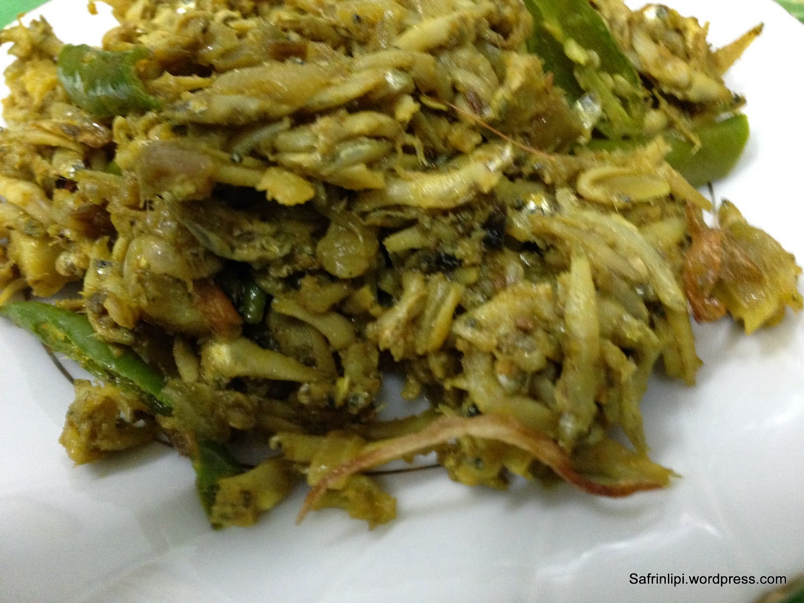 Safrinlipi: Original Keski fish dopeyaja আসল, কেস্কি মাছের দোপেঁয়াজা