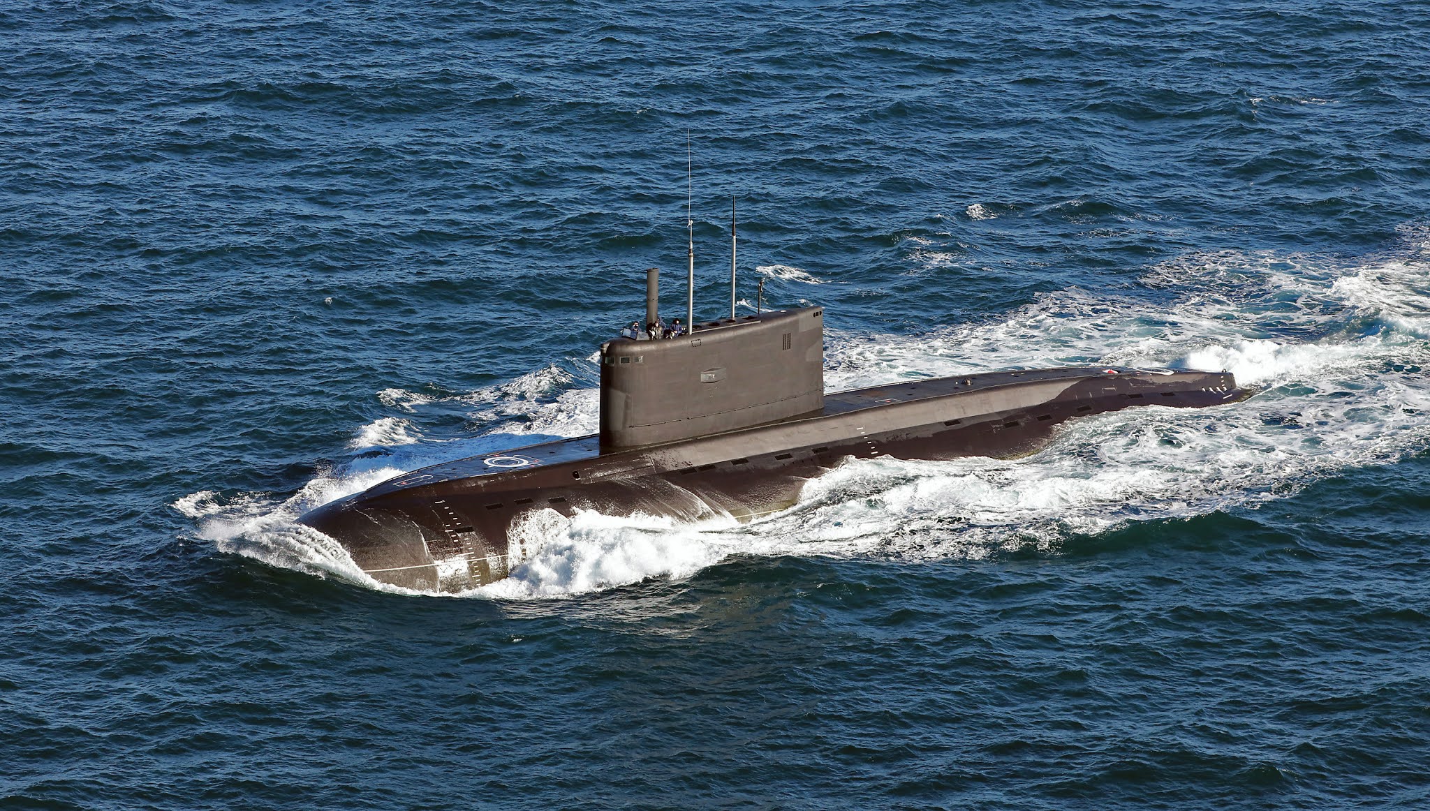 Kilo-class Submarine/SSK Kilo Class (Type 877EKM)/Project 877 Paltus ...