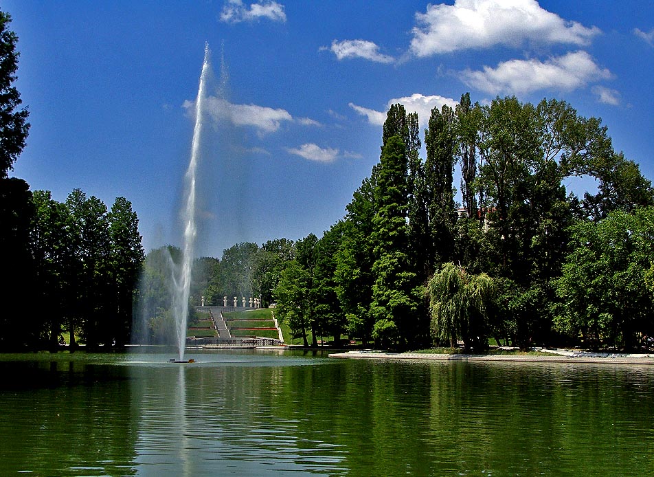 FOTOGRAFII DIN BUCURESTI: I.O.R. PARK PARCUL I.O.R.