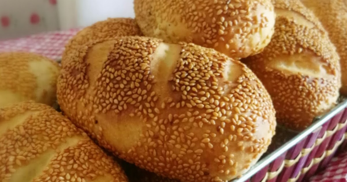Hatice Mutfakta: Susamlı Kaşarlı Simit Poğaça