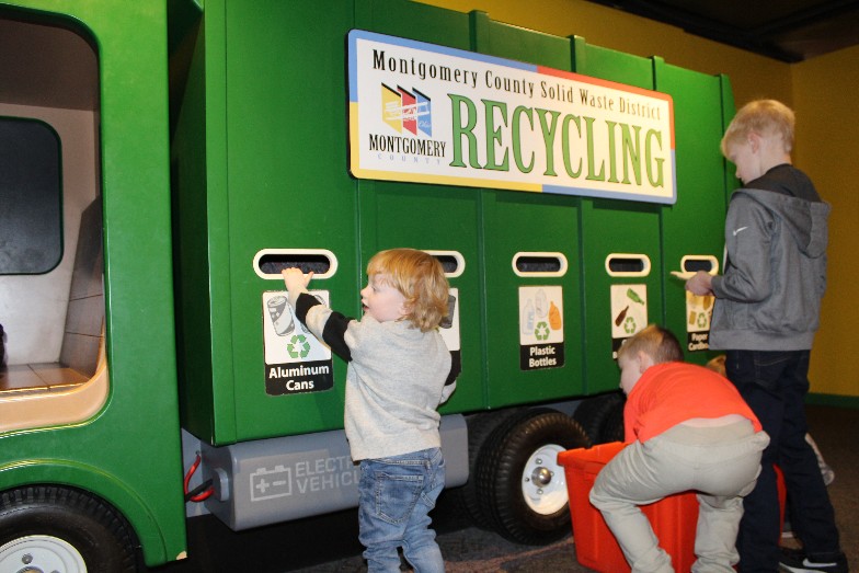 (Bee)autiful Blessings: Our Trip to the Boonshoft Museum of Discovery ...