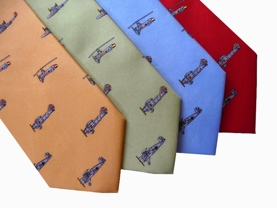 La corbata... cada uno escoge el color de la suya.: enero 2015