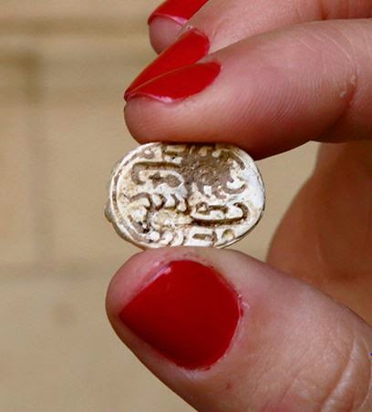 bensozia: Scorpion Scarab