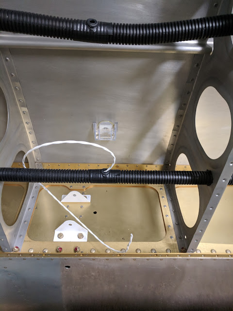 Damazio family's RV-10 project: Wing wiring progress