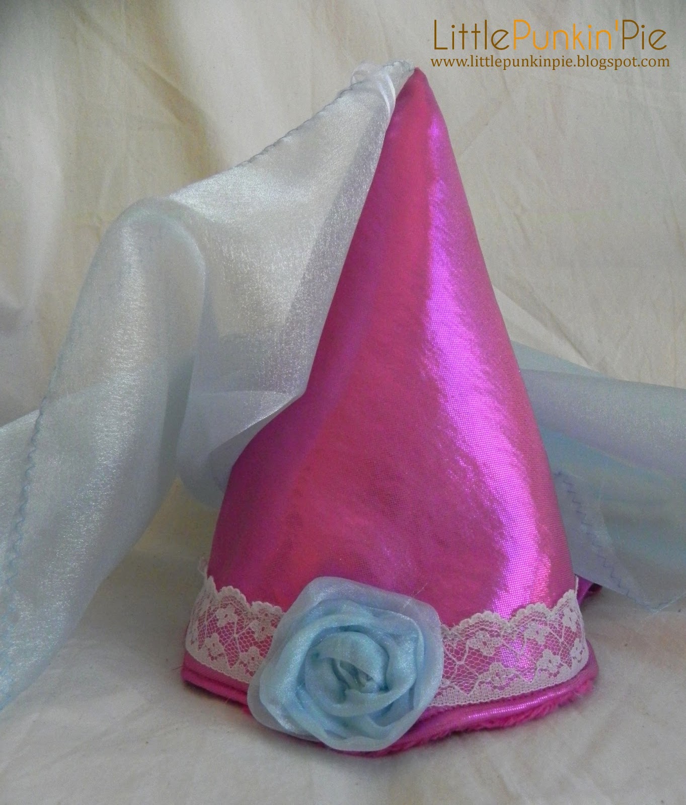 littlepunkinpie: Fabric Princess Hat Tutorial: the Perfect Accessory ...