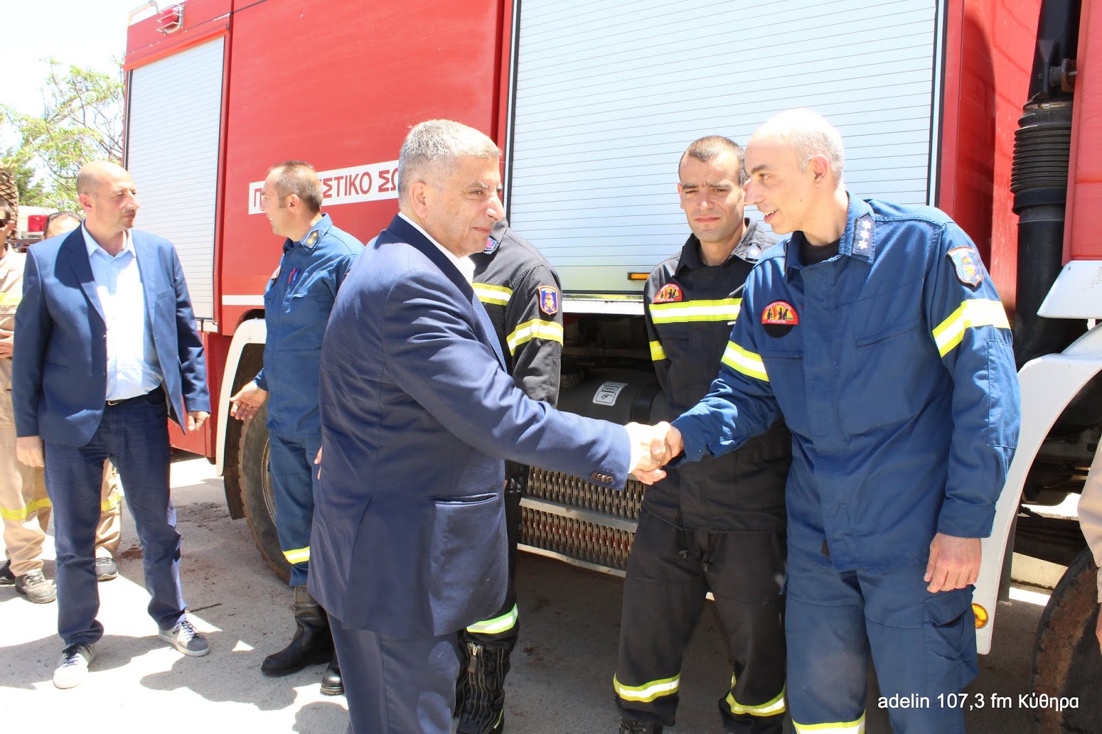 AdelinFM Kythira : ΕΠΙΣΚΕΨΗ ΓΙΩΡΓΟΥ ΠΑΤΟΥΛΗ ΚΑΙ ΜΙΧΑΛΗ ΚΟΥΛΙΖΑΚΟΥ ΣΤΟ ...