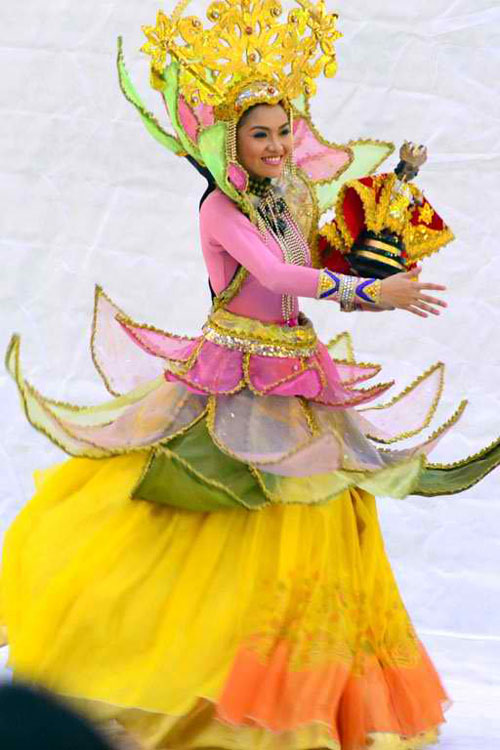 Sinulog Festival: Grandeur festivity and The ramp of glam and pageantry