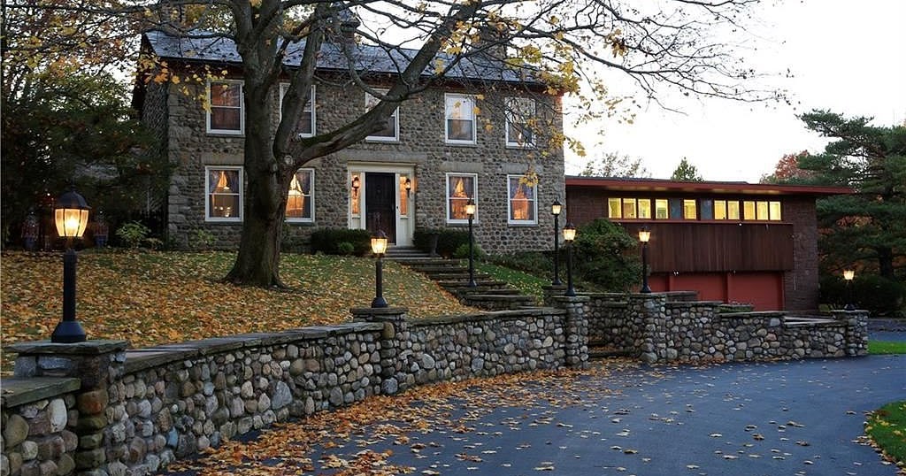 Sweet House Dreams: William Hanson House, 1831 Colonial with ...