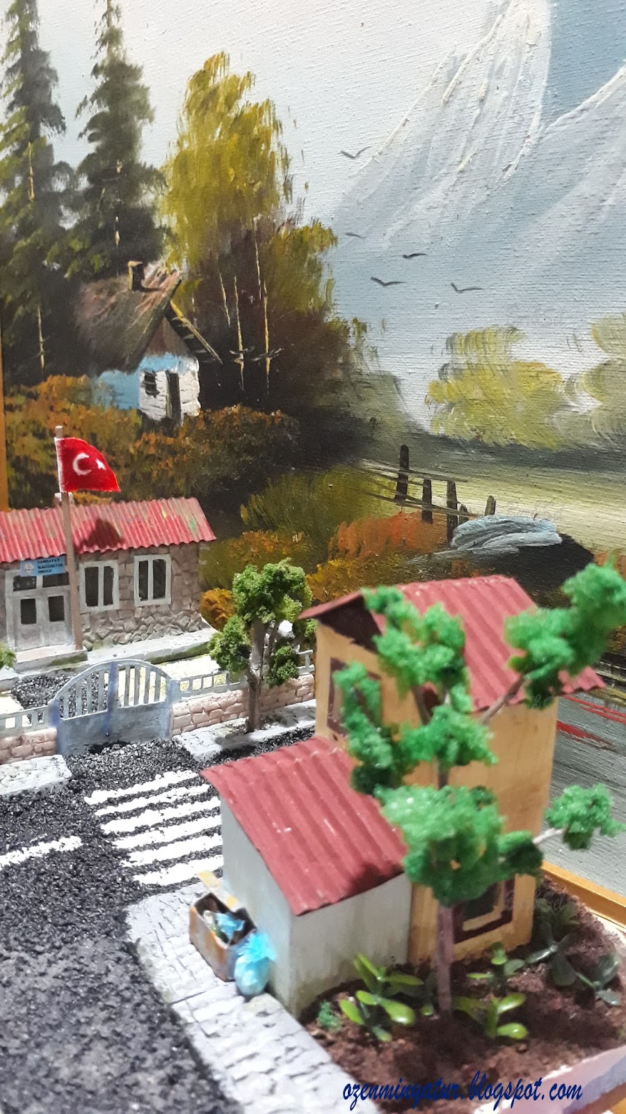 Mini Art Hobi: Kasaba Dioraması-5 Okul