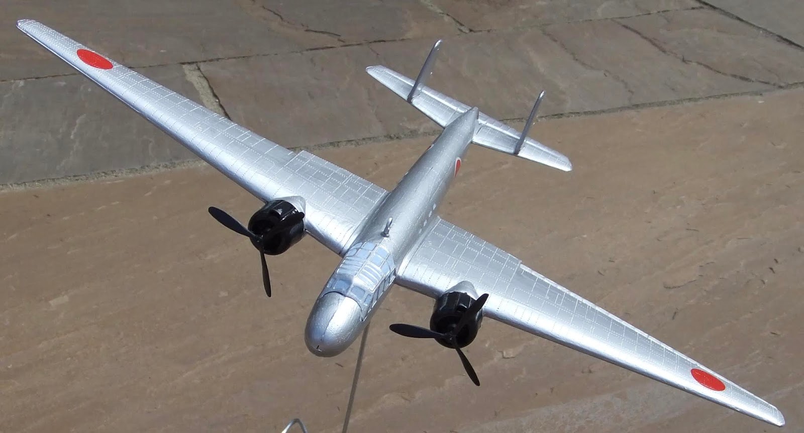 Megablitz and more: Mitsubishi L3M1 Nippon Go - part 3