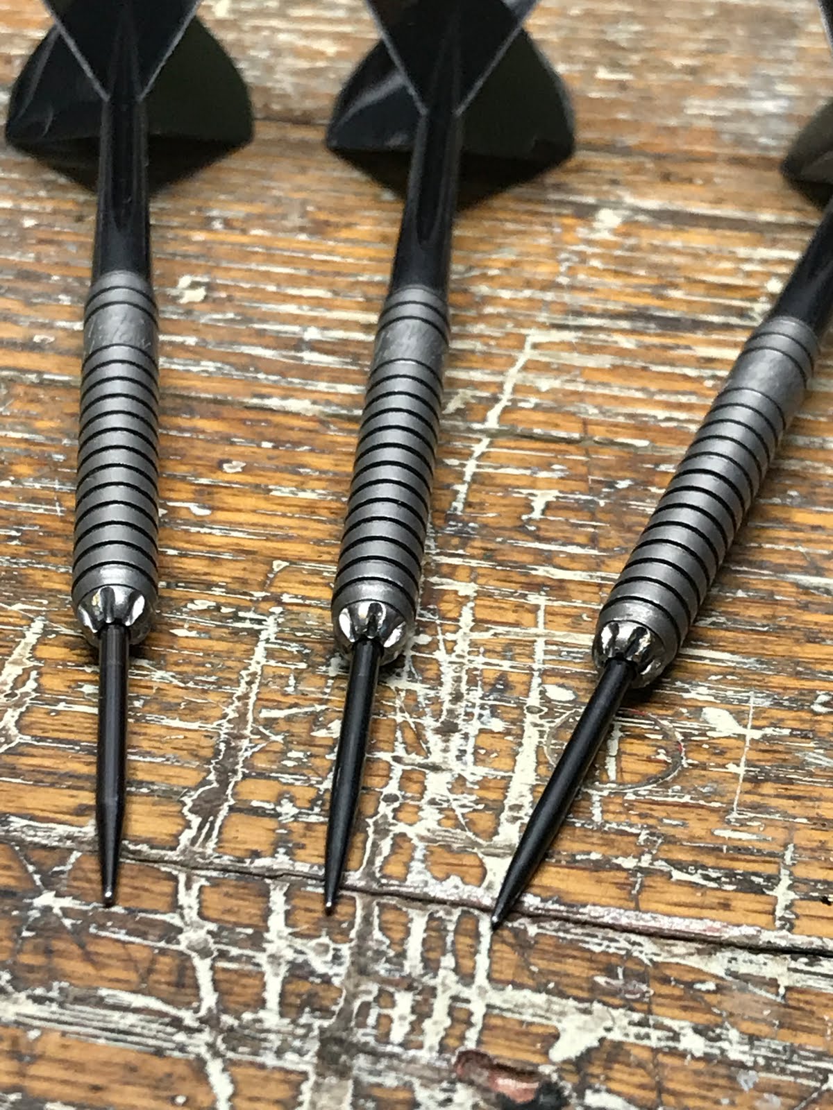 The Dart Indoors: 22 gr Harrows Power Point Eric Bristow