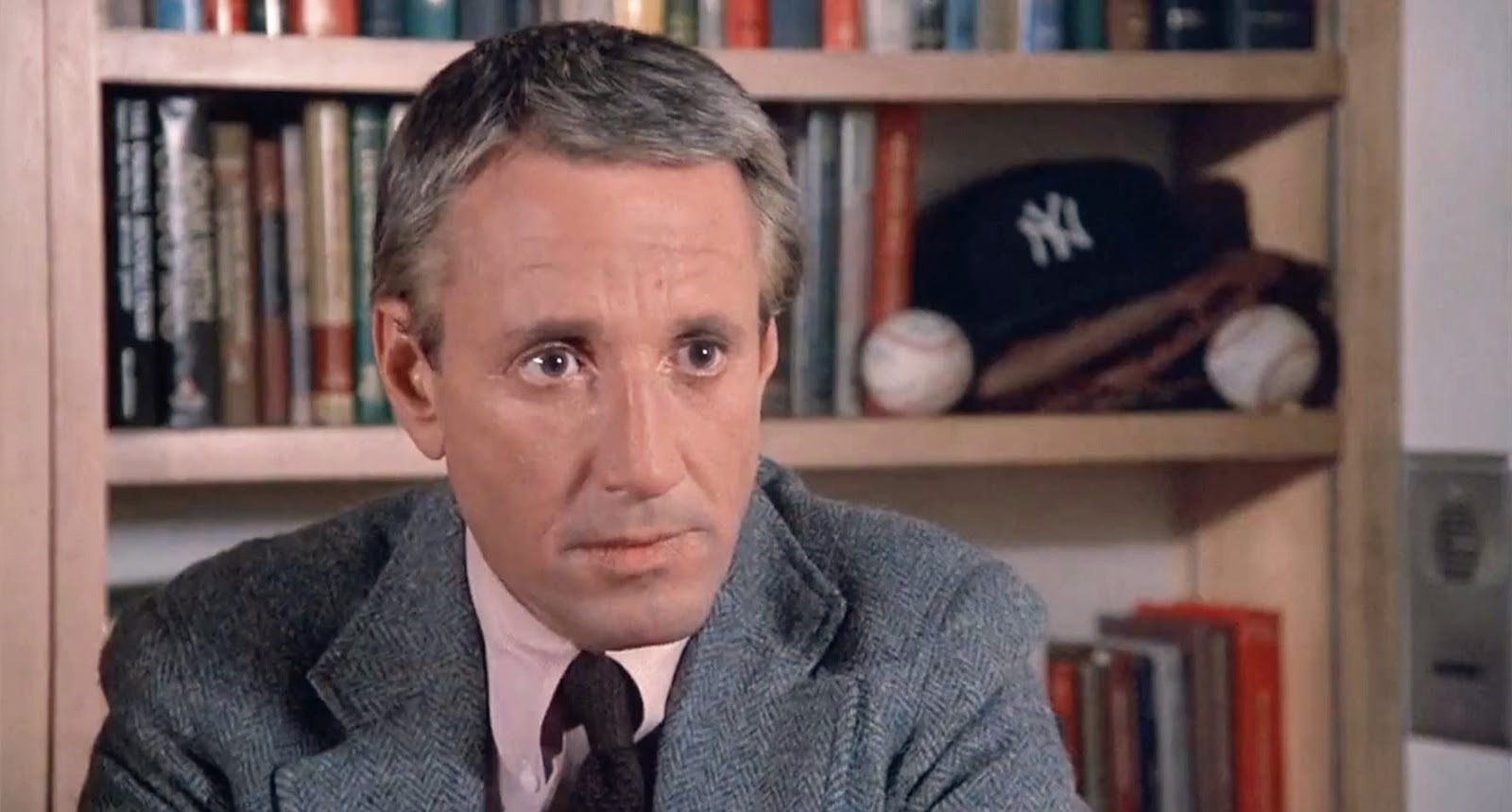 DREAMS ARE WHAT LE CINEMA IS FOR...: STILL OF THE NIGHT 1982