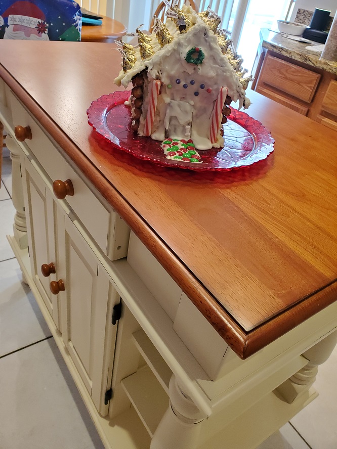 Christmas Candy House | What's Cookin' Italian Style Cuisine