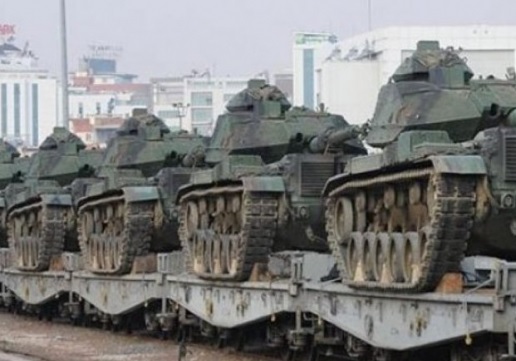 Turkish army sends tanks to Greek border in Edirne