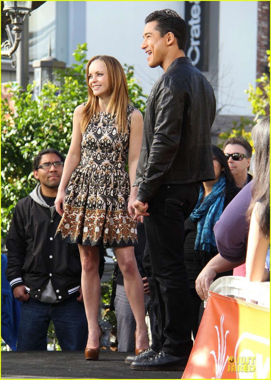 The Dark Side of Celebritty: Christina Ricci: Engaged to James Heerdegen