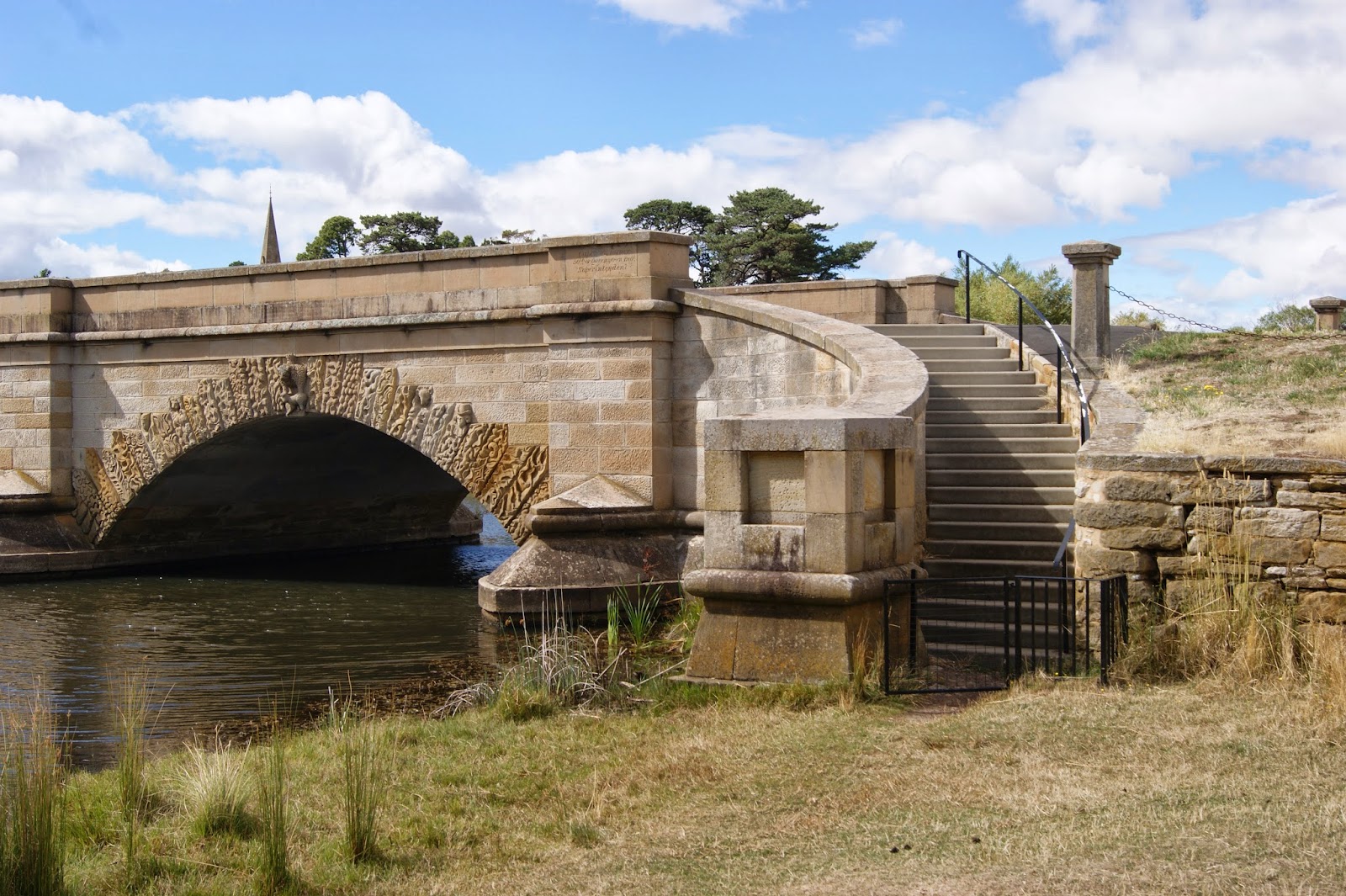 On The Convict Trail: Ross Bridge