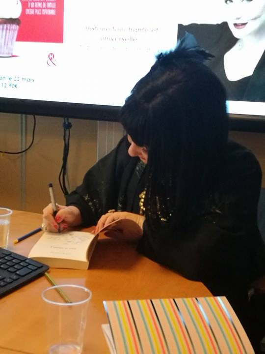 The Lovely Teacher Addictions: Lucie Castel nous a parlé de son roman ...