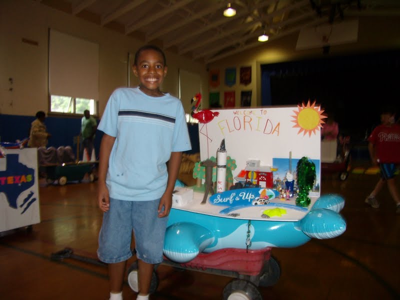 Third Grade Events: State Float Parade