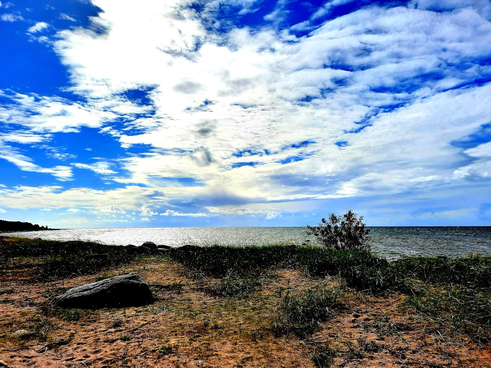 Maalin ise oma saatusepildi raamidesse :): Kihnu aarete saar
