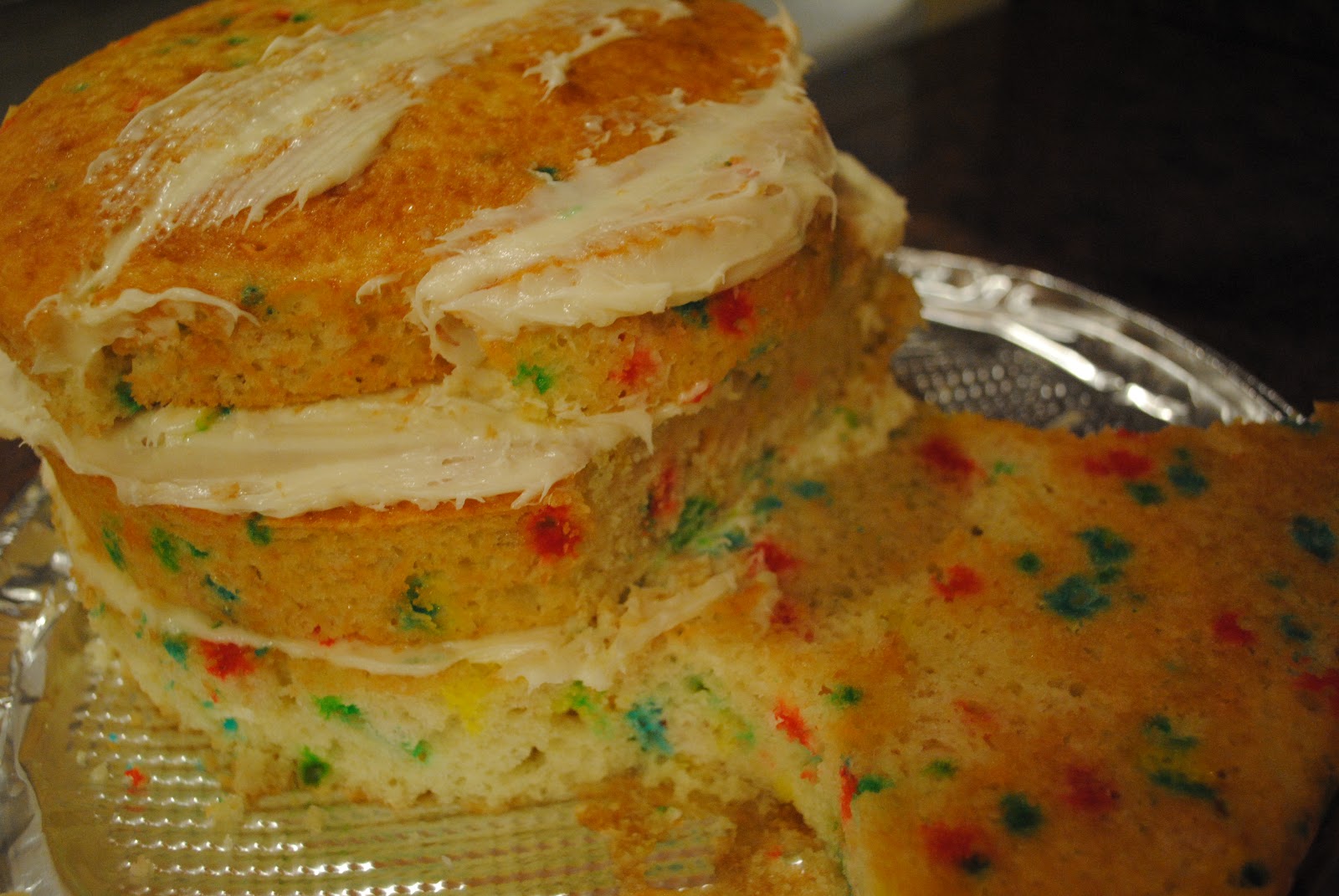 Forever The Hostess: How To: Wally the Whale Cake