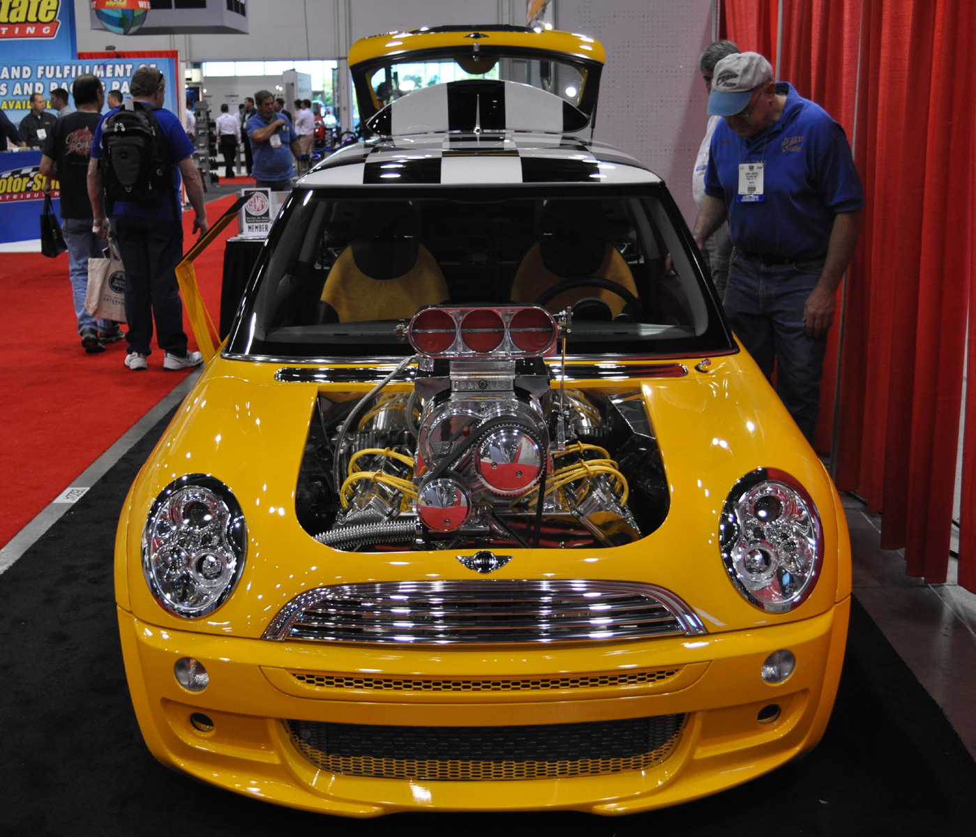 Just A Car Guy: Hell yeah it's got a hemi, hell yeah it's fast! A 392 ...