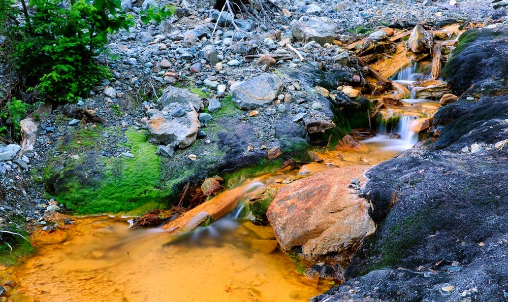 Acid mine drainage reduces radioactivity in fracking waste - Geology In