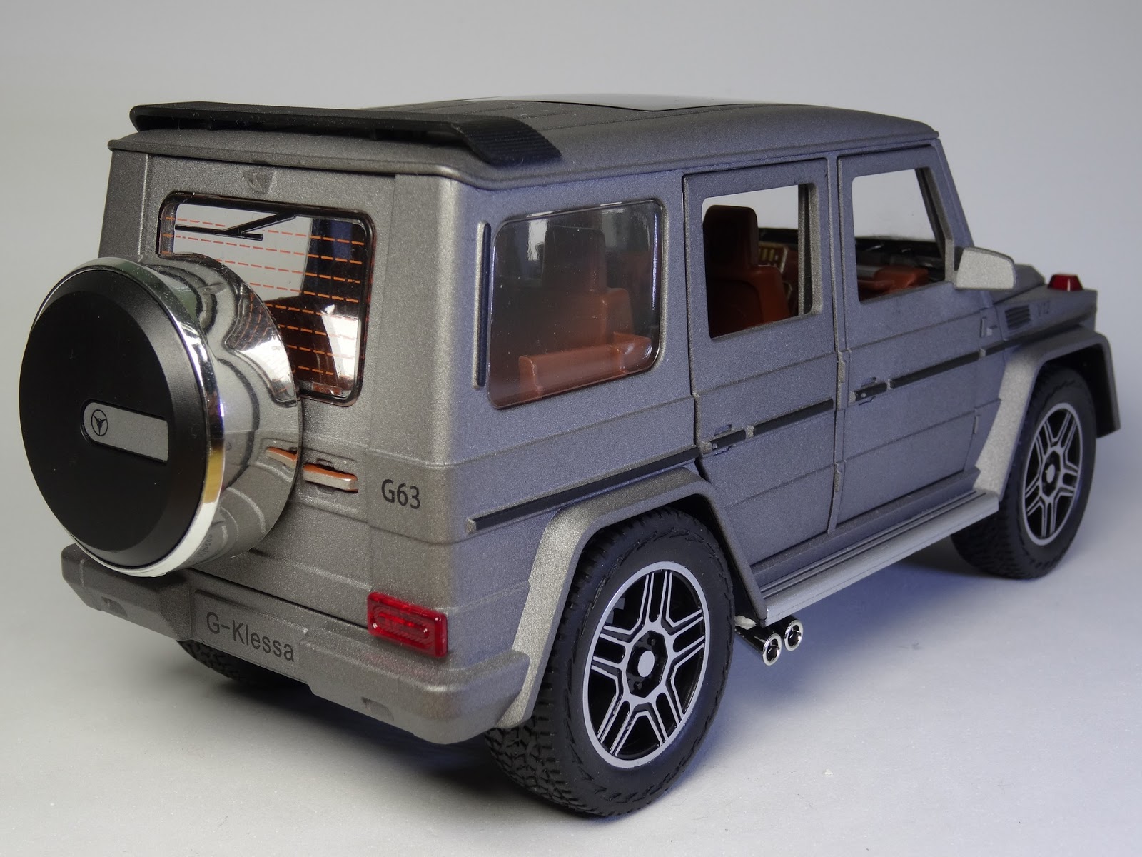 Modelli diecast 1:24 e dintorni: Mercedes G63 by Che Zhi