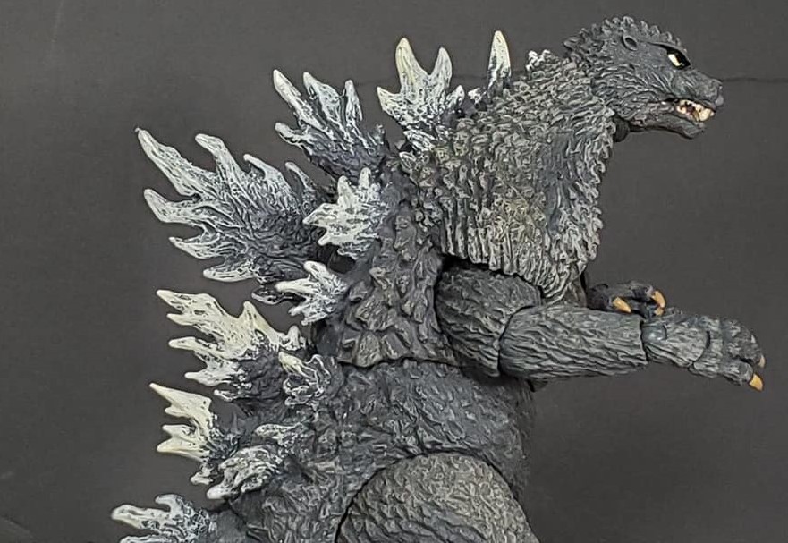 The Gryphon's Lair : NECA GODZILLA 2003 | Figure Review
