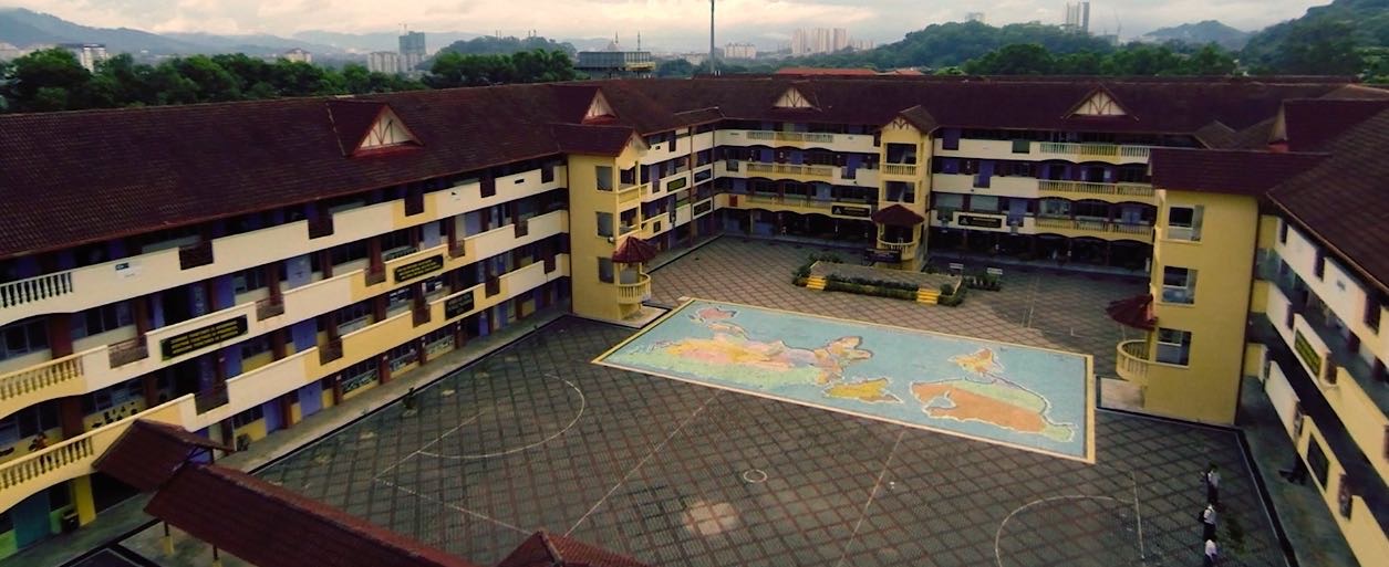 PUSAT SUMBER SMKBSD1: SEJARAH SMK BANDAR SRI DAMANSARA 1