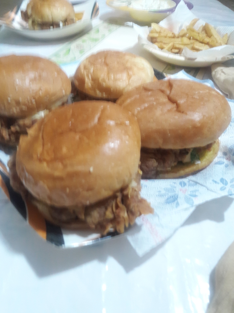 Zinger Burger Recipe - Yummy Traditional