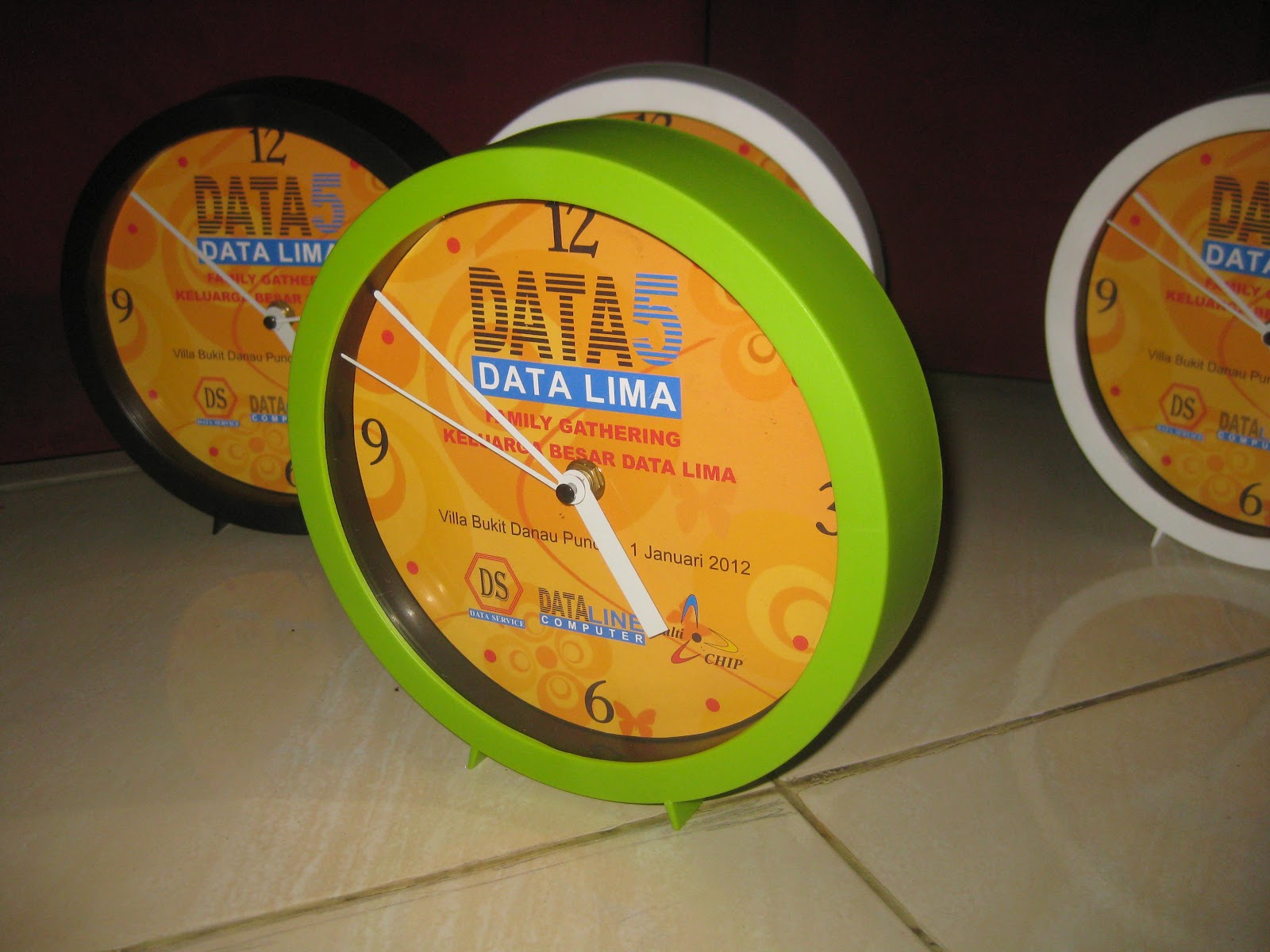 Jam Dinding Minimalis Eksklusif ~ Warung Digital