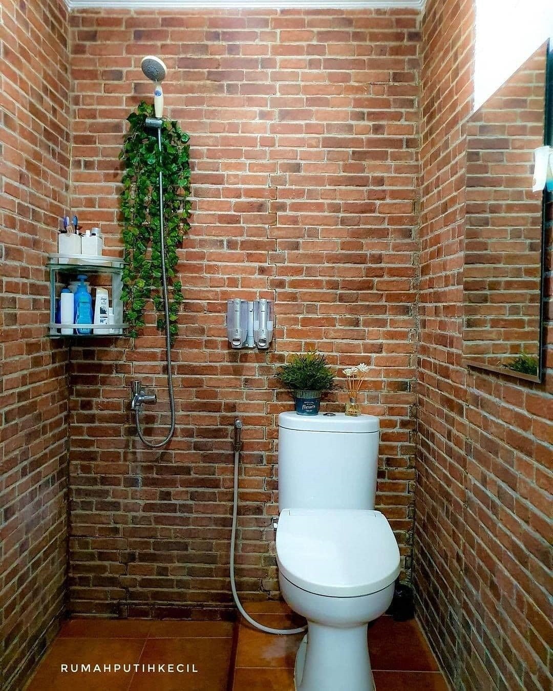 7 Contoh Kamar Mandi Rumah Minimalis Type 36 Terbaru ~ Homeshabby.com ...