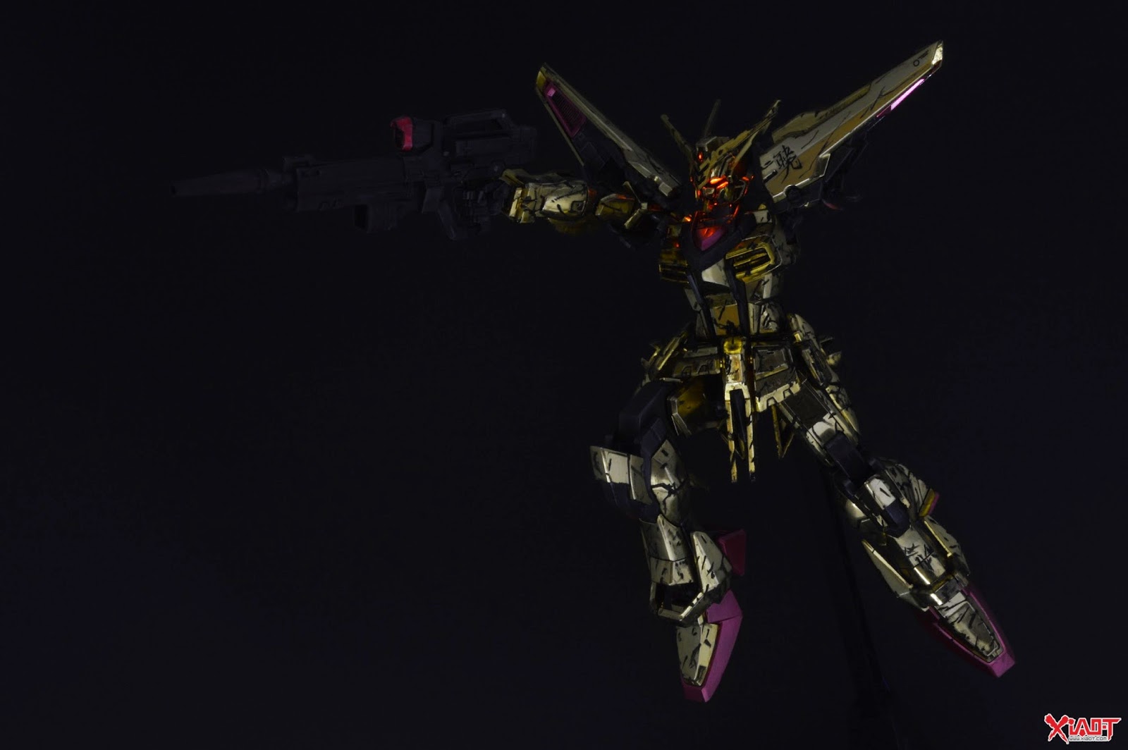 Gundam Family: 1/100 Akatsuki Gundam "Battle Damage" Custom Build