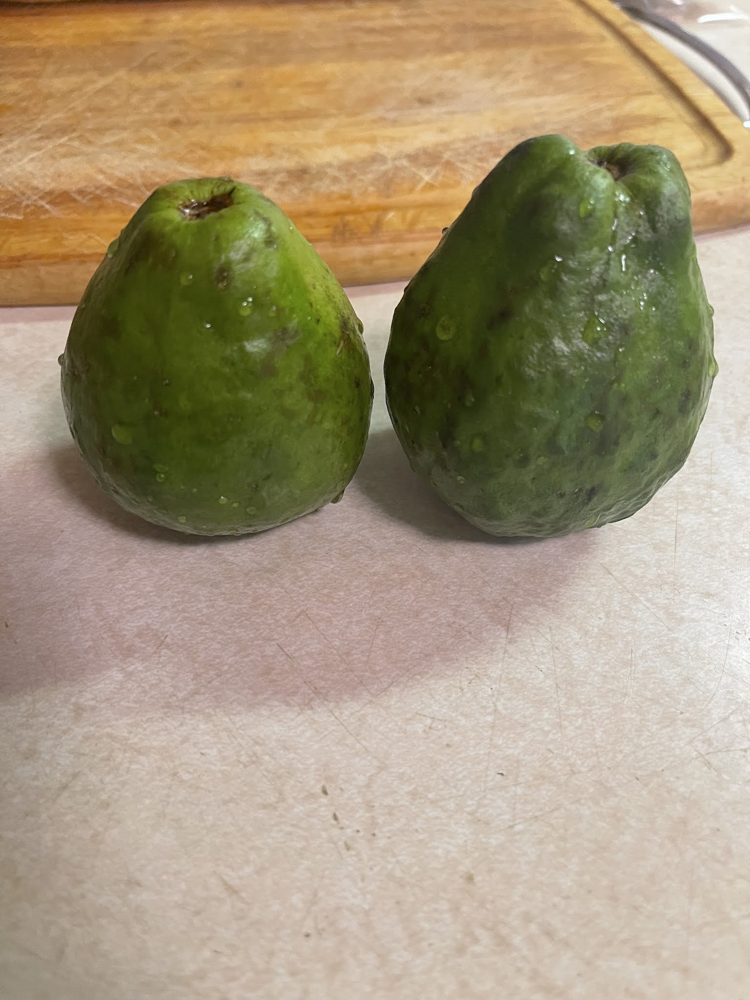 Beauty by Gisell: The Skin of Guava has more Vitamin C than an entire ...