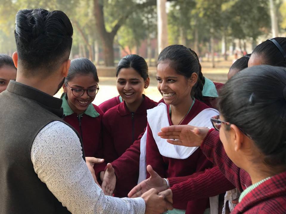 Anmol Kwatra HD Pictures | Wallpapers | Images