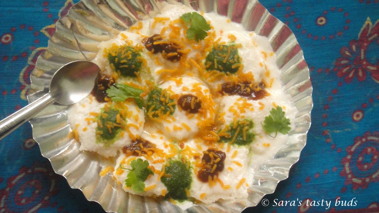SARA'S TASTY BUDS: Dahi Idli chaat