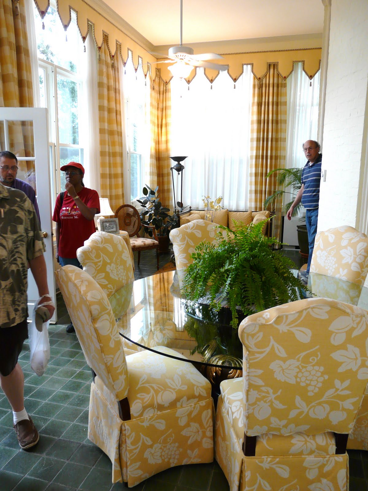 Tuxedo-moon: Tour of the Marine Commandant's Home