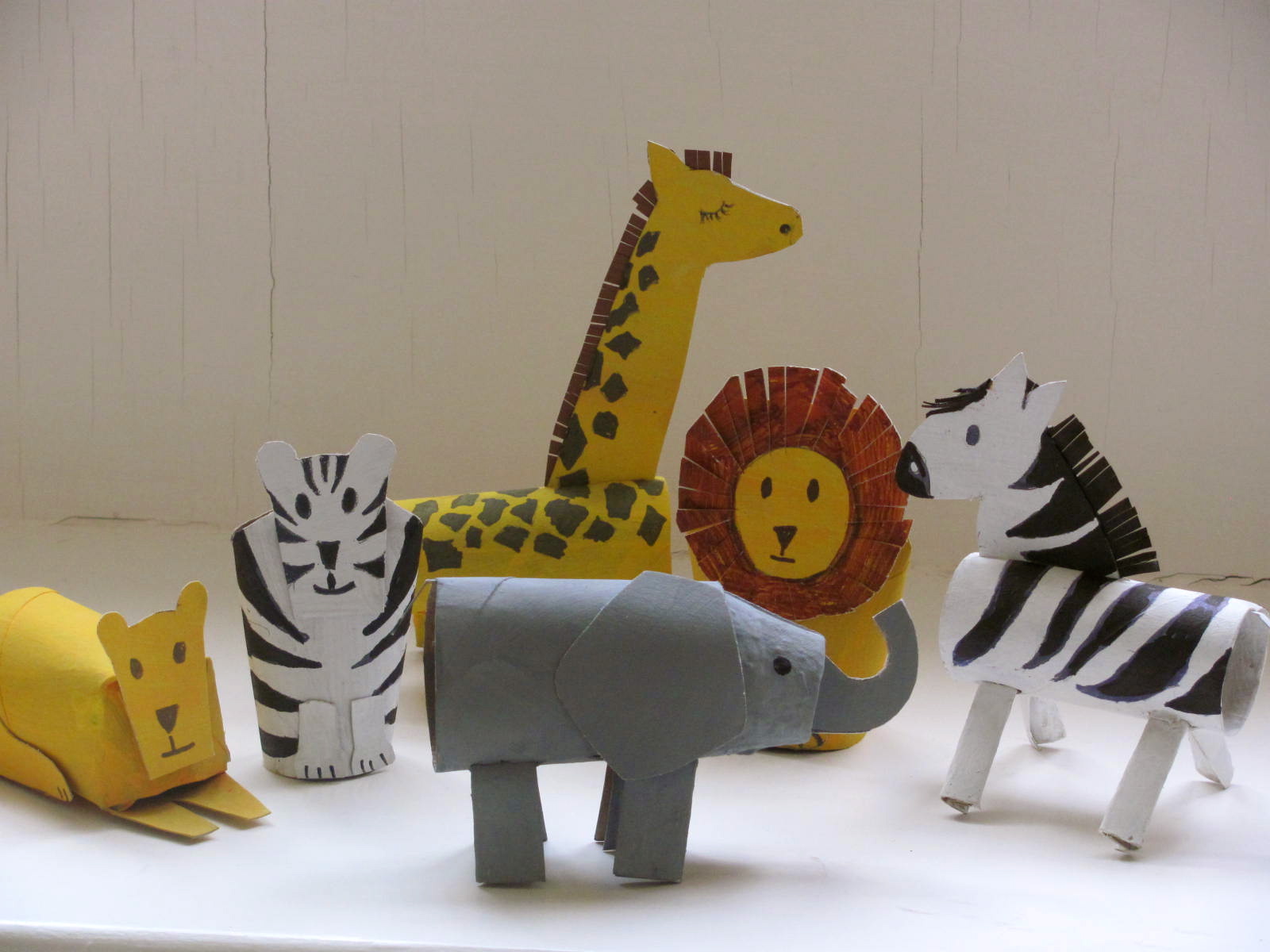 Animais Feitos Com Material Reciclavel - FDPLEARN