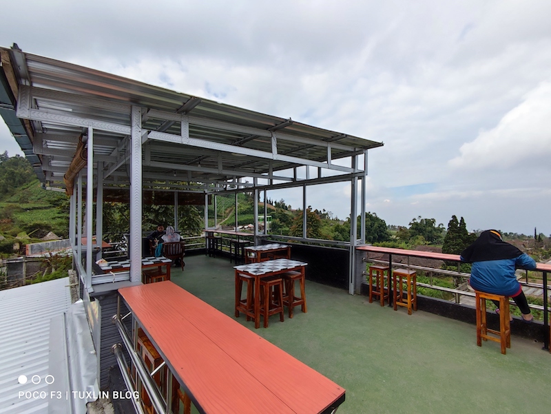 Ndalem Coffee Selo Boyolali, Nongkrong Asik dengan View Gunung Merapi ...