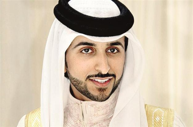 Bahrain prince and expedition team successfully scale Mount Manaslu