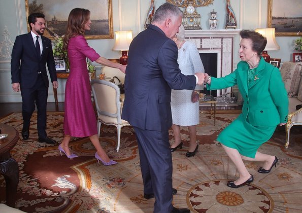 Queen Elizabeth hosted Jordan's royals at Buckingham Palace