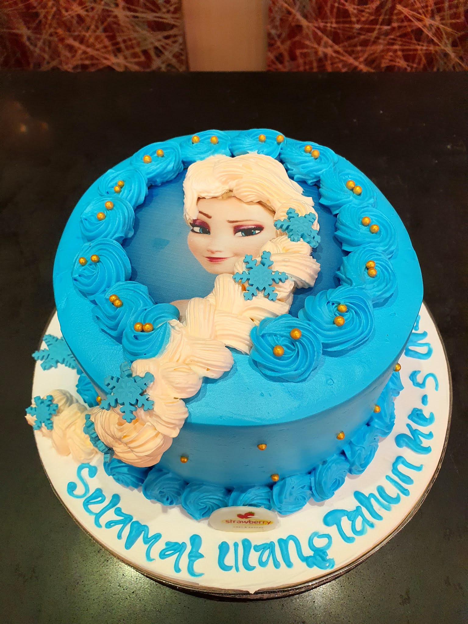 Kue Karakter (Character Cake) Cirebon