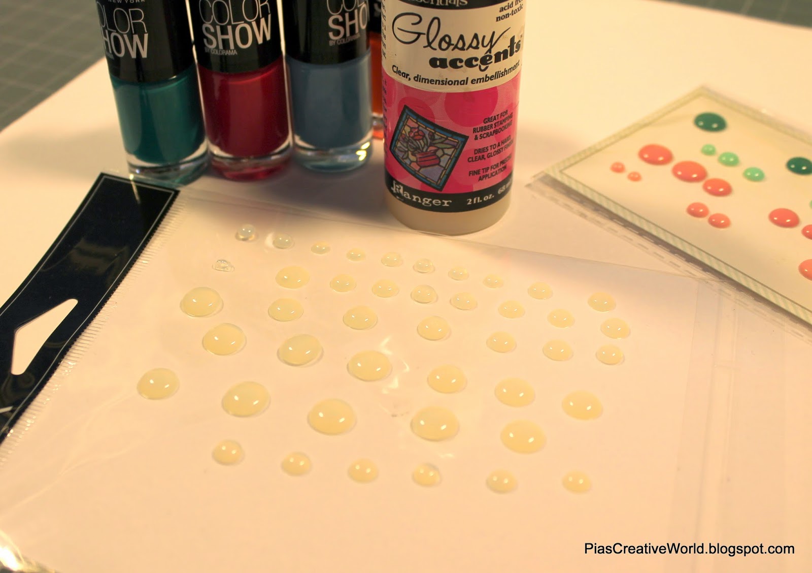 Pia's Creative World: Tutorial: DIY Enamel Dots